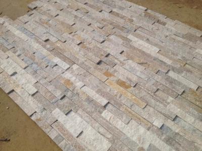 Chine Pierre argentée de culture de quartzite de coucher du soleil, ligne placage en bois de pierre de quartzite, panneau en pierre naturel d'or à vendre