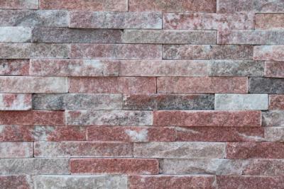 Chine Placage en pierre mince de quartzite de pêche, panneau de mur en pierre empilé d'intérieur, revêtement extérieur de pierre de culture à vendre