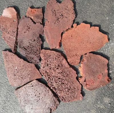 Rouge/dalles aléatoires de pierre lave de Brown, dalles irrégulières de lave, pierres folles de basalte, pierres aléatoires de lave