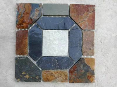 Chine Mosaïque multicolore d'ardoise, modèle de mosaïque en pierre naturel, tuiles de mur de mosaïque d'ardoise, mosaïque en pierre intérieure à vendre