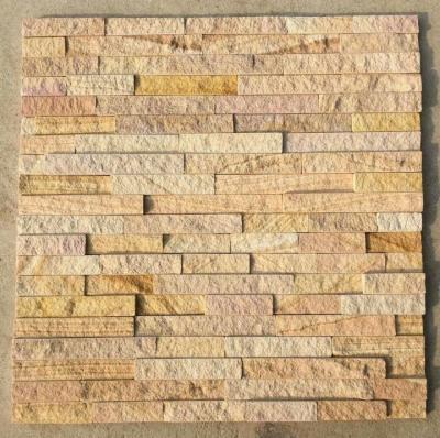 China Gelber hölzerner Sandstein Staplungsstein, gelbes dünnes Steinfurnier-Blatt, Sandstein Ledgestone, gelbe Wand-Umhüllung zu verkaufen