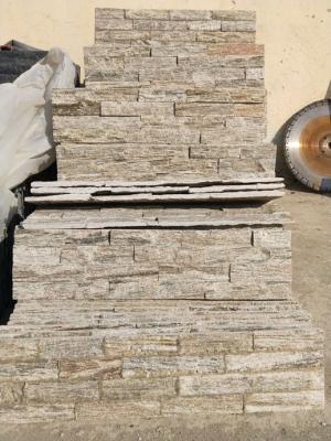 China El granito Ledgestone, los paneles de madera blancos de la piedra de la vena, granito de China apiló el revestimiento de piedra de piedra, real, chapa de piedra en venta