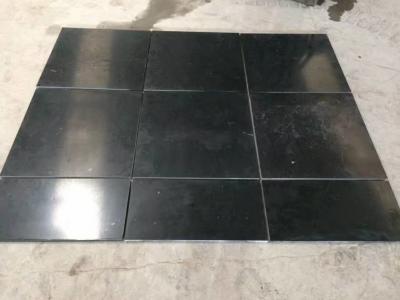 China Pavimentadoras azules de la piedra caliza, piedras grises claras del patio, piedra de pavimentación antigua, baldosas en venta