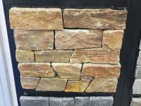 China Rustic Quartzite Stone Veneer 50x50cm Steel Wire Back Natural Wall Cladding for sale