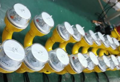 中国 FAAのクリー族LED L810の倍の航空障害物表示燈の低強度IP68 販売のため