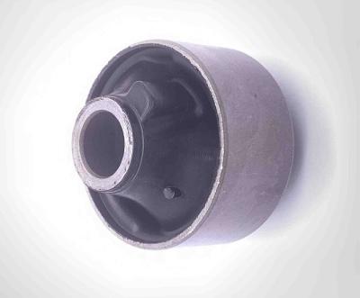 Cina boccola del braccio di Controllololo 48655-B1010 per Toyota 2004-2010 Passo Kgc10 Qnc10 Daihatsu Sirion M300 in vendita