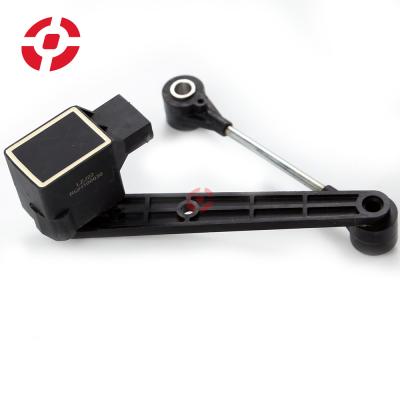 China OEM RQH100030 para Land Rover Discovery 2 TD5 V8 Sensor de altura de la suspensión aérea trasera en venta