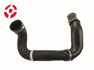 China LR002589 Auto Engine Parts  Intercooler Coolant Radiator Hose Coolant Pipe for sale