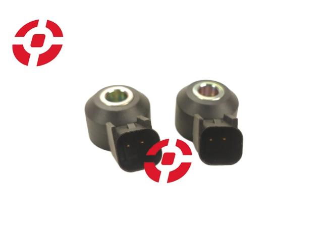 LR008877 Knock Sensor - Side View