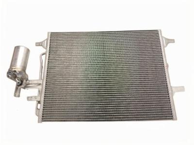 Cina OE 31332027 31305212 Condensatori AC Auto Sostituzione Condensatore AC Volvo in vendita