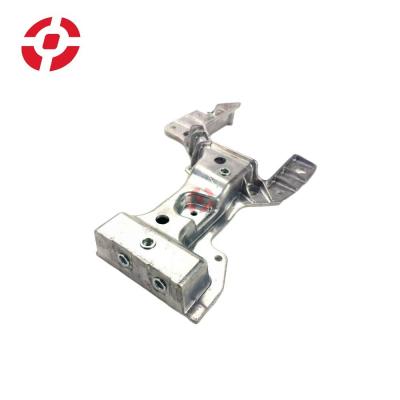 China Front bumper mounting bracket Support bracket LR091875 Lower radiator support tie bar bracket for Land Rover for sale