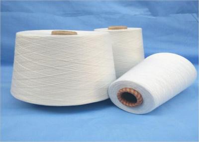 Cina La vendita all'ingrosso ha riciclato 100 per cento del poliestere di colore bianco puro del filato 30S in vendita