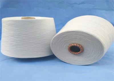 Cina La vendita all'ingrosso ha riciclato 100 per cento del poliestere di colore bianco puro del filato 30S in vendita
