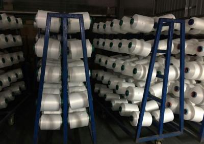 China 75D hoog de Polyestergaren van Hardnekkigheidsfdy/het Met de hand breien van Garen voor Stof/Textiel Te koop