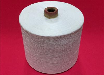 China El hilado hecho girar poliéster de la Virgen, anillo blanco crudo Ne30 hizo girar los hilados de polyester para tejer en venta