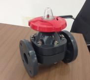 China large size PVC diaphragm valve for water treatment, chemical piping system for sale