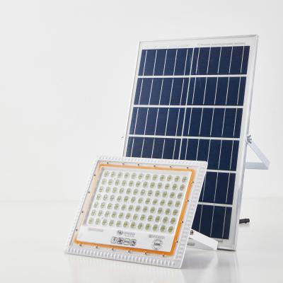 China High Brightness Solar  Flood light with 2835 LED Chips and 15000MAH Battery for 200W Power for sale