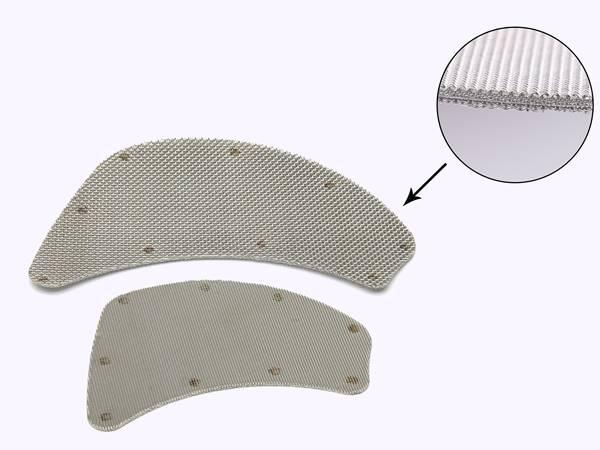 Two kidney-shaped extruder screen with a detailed picture on gray background.