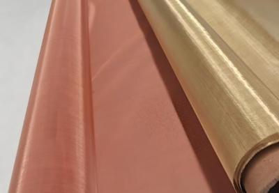 Cina Griglia di rame tessuta con bordo a fessura resistente alla corrosione atmosferica e all'umidità in vendita