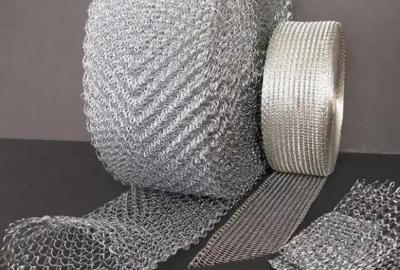 China Corrosion Resistant Compressed Knitted Wire Mesh Tube Irregular Hole Customized Length for sale