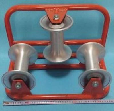 China Three Wheel Corner Pulley for sale