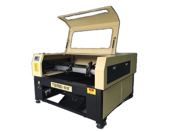 Quality Water Cooling Co2 Laser Engraving Cutting Machine For Versatile Applications And for sale