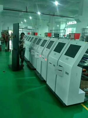 Chine 32 42 43 kiosque interactif d'affichage à cristaux liquides de pouce 1920 x1080 500cd/m2 à vendre