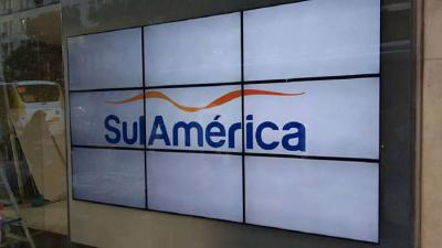 중국 46 49 55 65 인치 500 cd/m2 150W 1920x1080 LCD 비디오 월 판매용