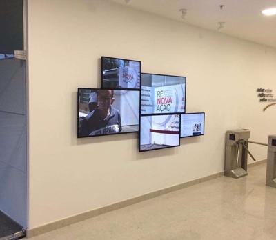 China 650cd/m2 55“ de Vattingslcd van 1920x1080 3X3 Smalle Vertoning Te koop