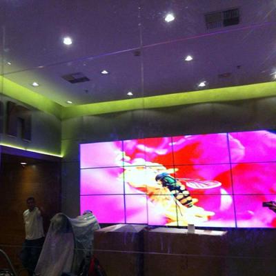 China A moldura 55" de RS232 1.8mm 500cd/m2 a parede video Lcd monitora à venda