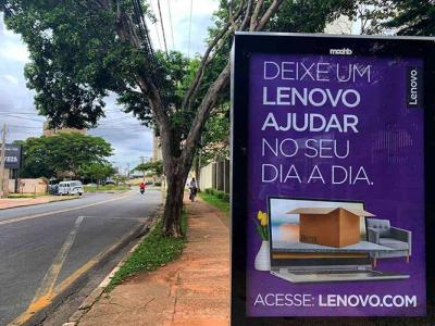 中国 工場熱い販売2500のNitバス停留所のためのデジタル表記を立てる75インチの屋外の床 販売のため