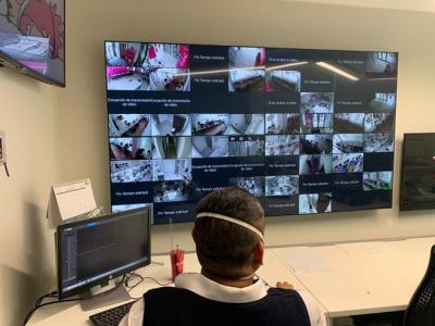 중국 3.5 밀리미터 베젤과 원형 삼성 2x2 46 인치 패널 Lcd 비디오 월 판매용