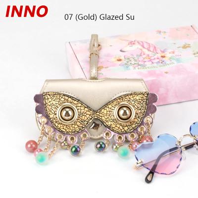 China Inno-R029 Cute Removable Lipstick Folding PU Eye Sun Glass Bag Wholesale Luxury Travel Leather Holder Sunglasses Case Custom Logo for sale