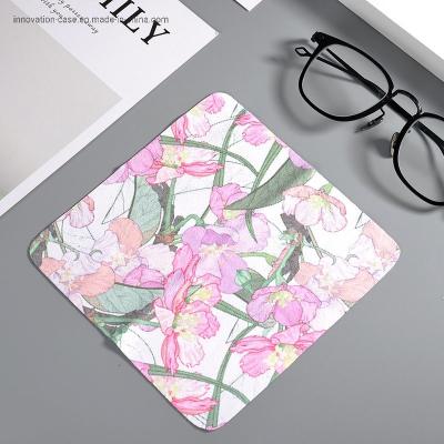 China Colorful Lens and Screen Cleaning Cloth; High-Quality Microfiber Eyewear Cloth for sale