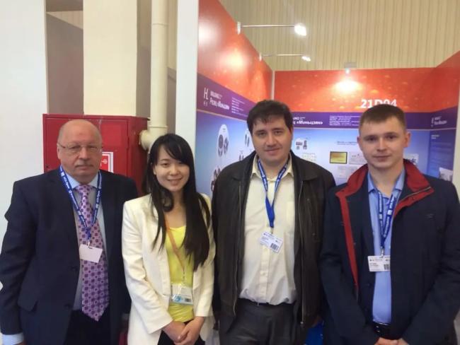 Industrial tool exhibition showcase