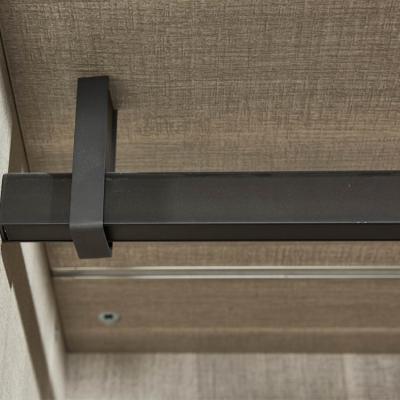 Cina Ampia mobilia moderna della camera da letto del gabinetto dei guardaroba del portello scorrevole di legno 100cm in vendita