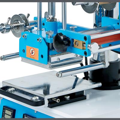 China Máquina de carimbo quente pneumática para os produtos de couro 400x360x740mm à venda