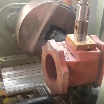 China Aangepaste Driezijdige CNC Boor- en Freesmachine voor Brandkraanbewerking Te koop