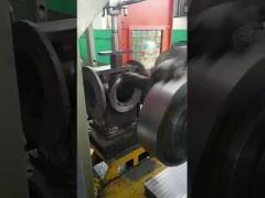 Máquina de perforación y fresado CNC de tres lados para el procesamiento de válvulas hidráulicas