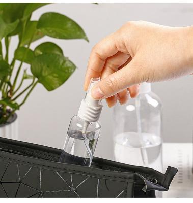 China Garrafas redondas de PET de plástico de diferentes tamanhos para uso diário à venda