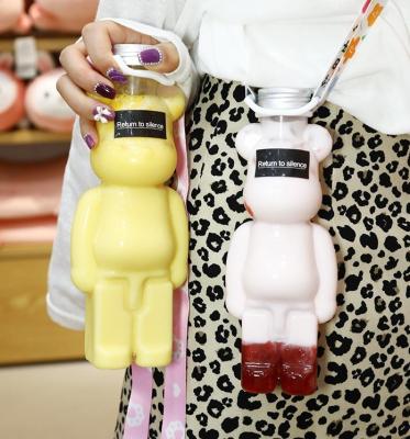 China Customizable Plastic Milk Tea Bottle Jugs With Screw On Lids And Handles for sale