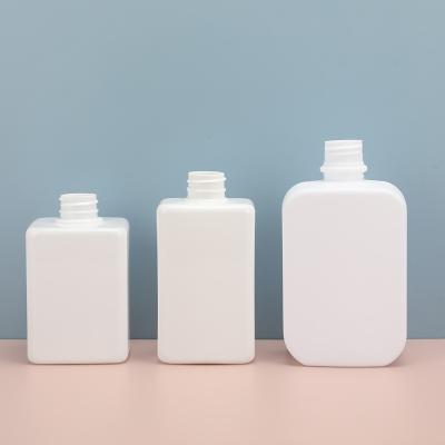 China 24/410ml Eco Friendly Round PET Bottle With Pump Cap Recyclable Clear Plastic Bottle for sale