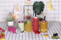 China Modern Square Round Plastic Beverage Container with Cover for sale