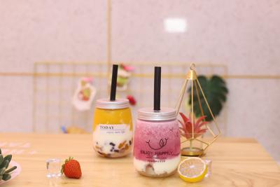 China Screw-on Lid Milk Tea Bottles For Juice Clear Packaging In Bulk for sale
