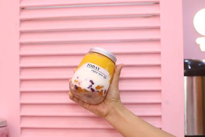 China Leak Proof Screw On Lid Plastic Milk Tea Bottles For Bubble Tea for sale