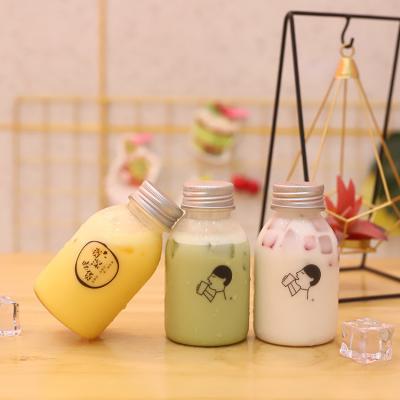 China Insulation Bubble Tea Jugs Keep Your Drinks at Perfect Temperature for sale