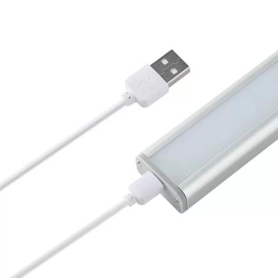 Cina Wireless Motion Sensor Control LED Night Light USB Rechargeable Night Lamp for Buffet Wardrobe Lamp in vendita