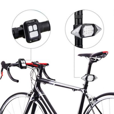 Cina Hot Sale Morden Morden Style Outdoor Night Riding Proper Use Black ABS Plastic Made Bike Light Maintain Waterproof in vendita