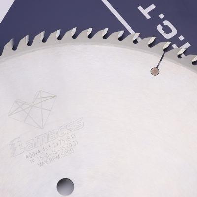 Cina 84 denti che strappano lame circolari TCT spessore 3,2 mm materiale in acciaio in vendita