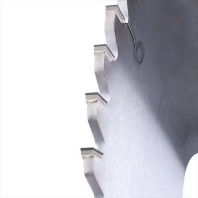 China Carbide Sturdy Diamond Tip Circular Saw Blade , Corrosion Resistant Flat Tooth Blade for sale